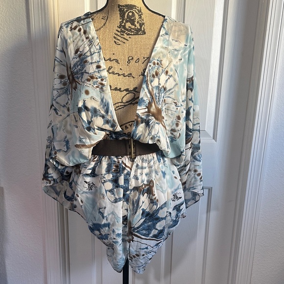 Tops | Nwt Flowy Blue And Brown Patterned Romper | Poshmark